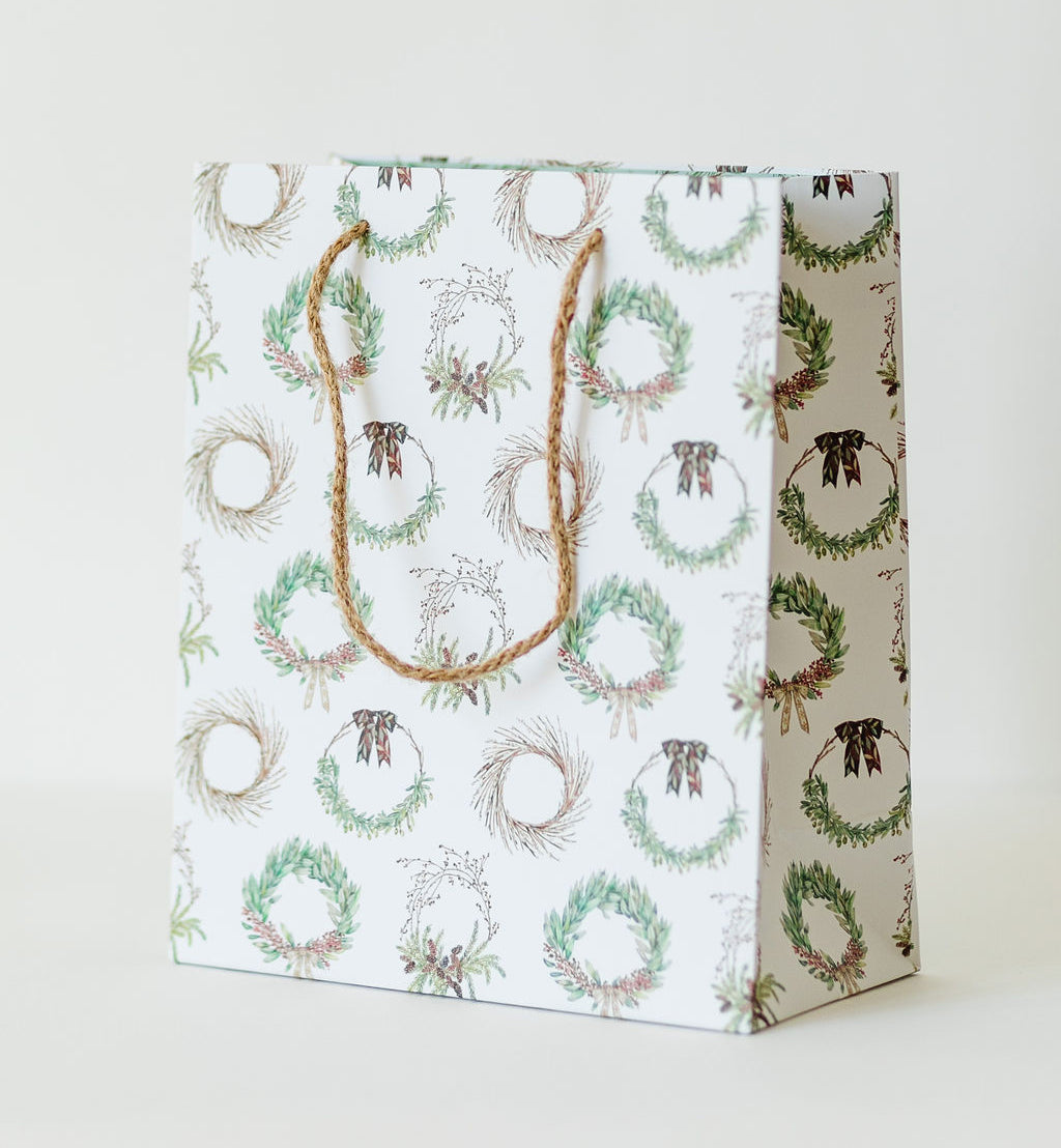 Holiday Evergreen Wreath Gift Bag – Lana's Shop